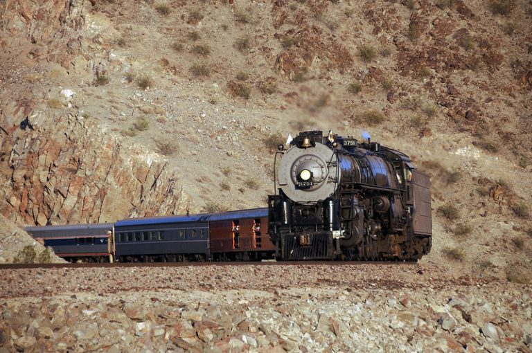 Santa Fe 4-8-4 3751 | Worldwide Rails