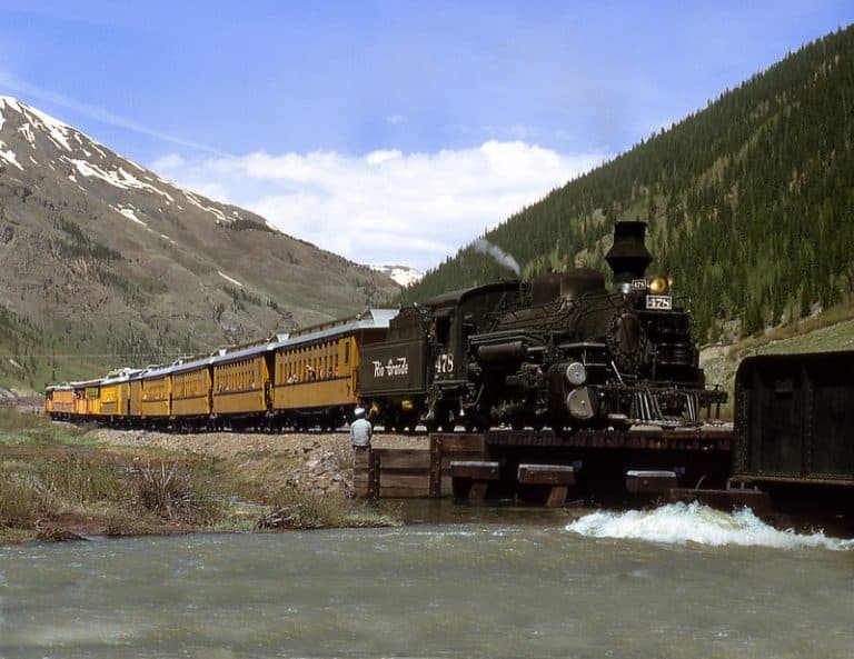 What Is a Railroad Fireman? | Worldwide Rails